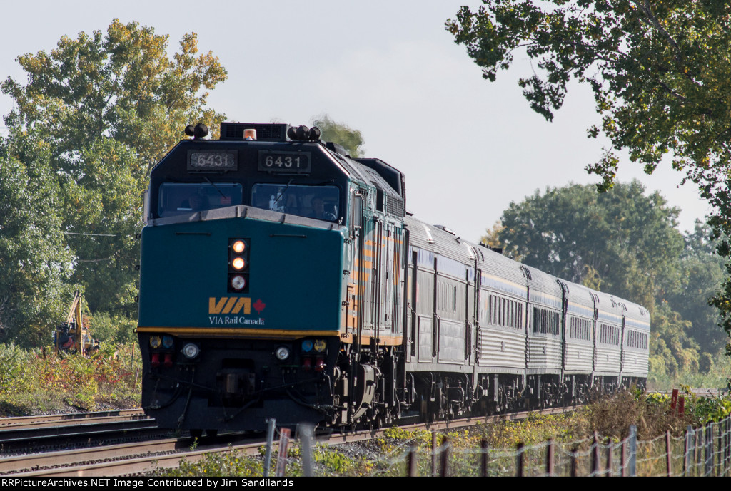 VIA 6431 on train 63